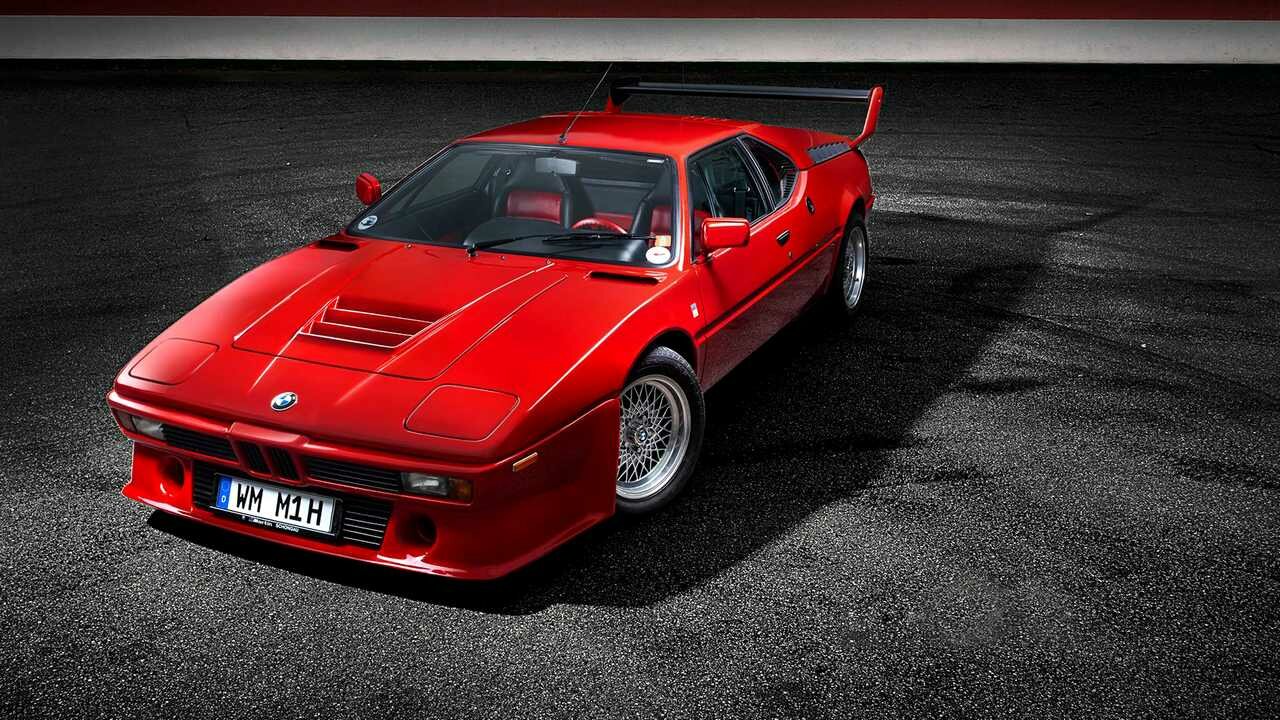 Картина на холсте 110x60 LinxOne "Бмв bmw m1 red car" интерьерная для дома / на стену / на кухню / с подрамником