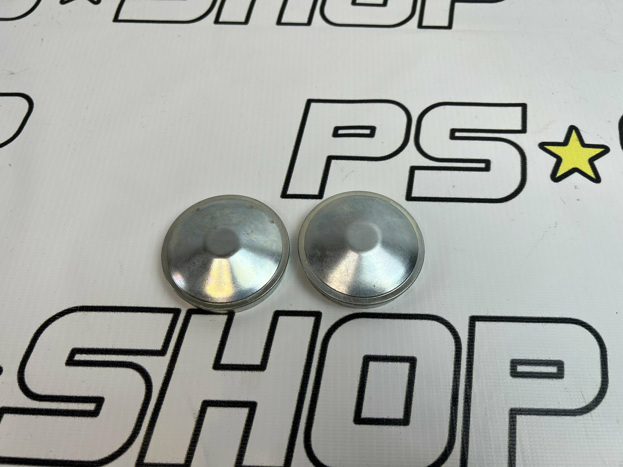 Колпачок ступицы заднего колеса (металл) для Vesta / Xray / Largus / комплект (2 шт.)