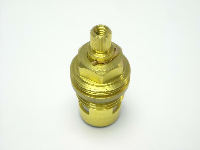 Кран-букса 1/2" 180гр, 18 шлицев керамическая для смесителя Zucchetti, 2017A