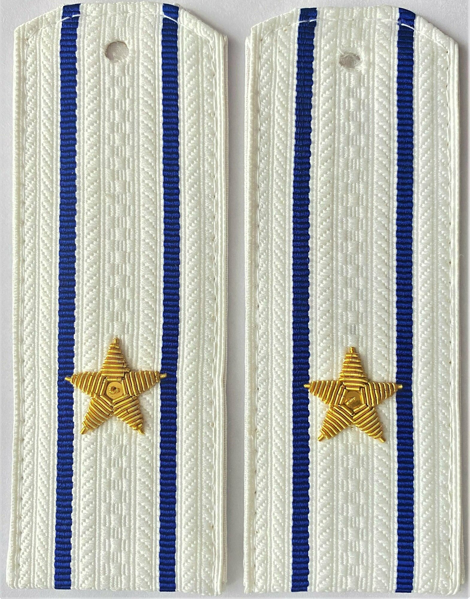 Погоны ФСБ на белую рубашку. Майор