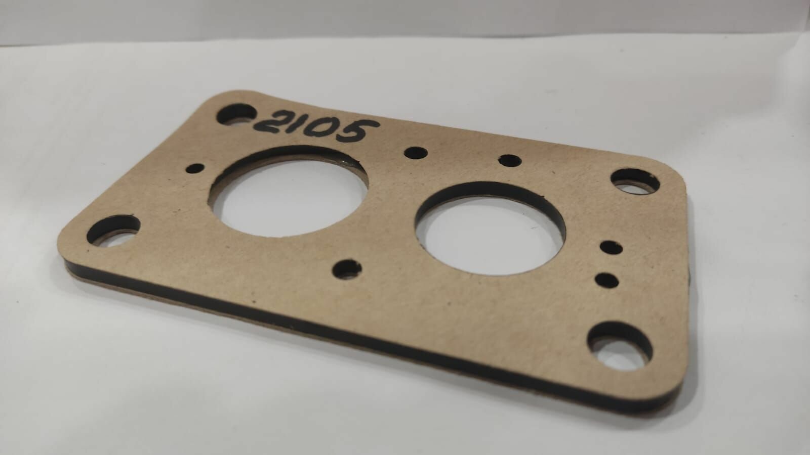 Прокладка карбюратора ВАЗ 2105 текстолитовая 21051107014