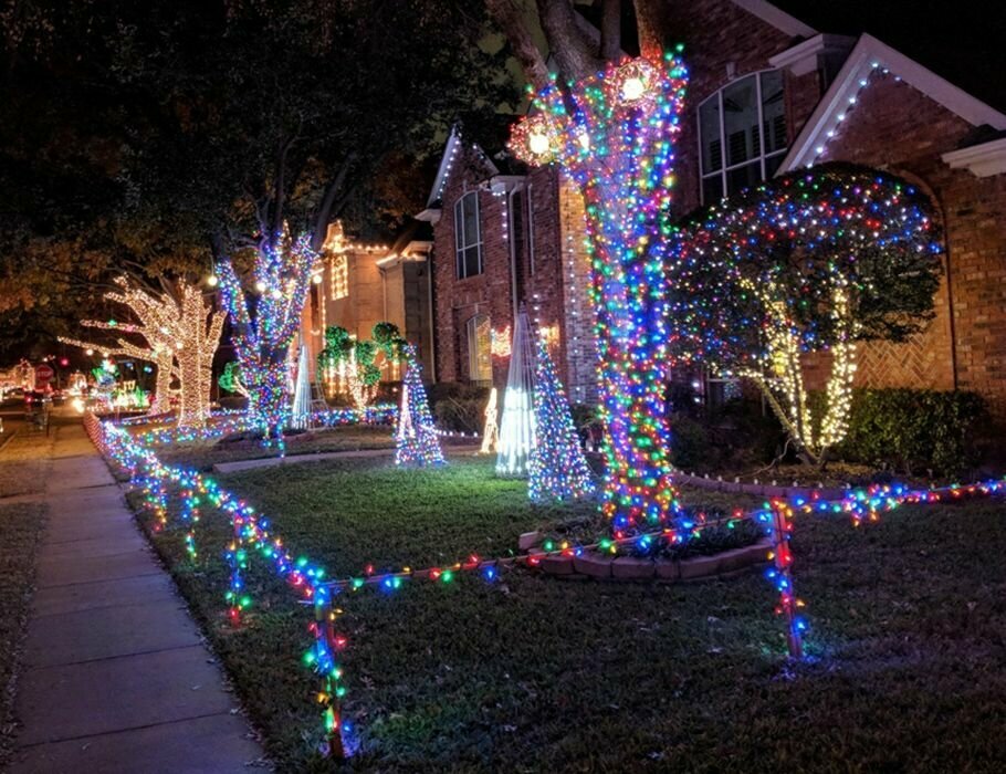 Гирлянды на дерево 30 м, 300 разноцветных LED ламп, с мерцанием, прозрачный ПВХ, IP44, BEAUTY LED
