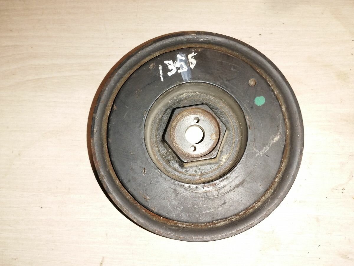 Шкив коленвала VW Passat B5 07D105243J