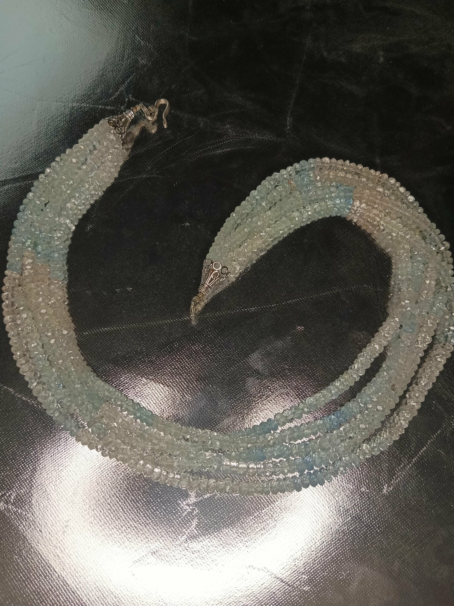 "Аквамарин и берилл" - колье ручной работы