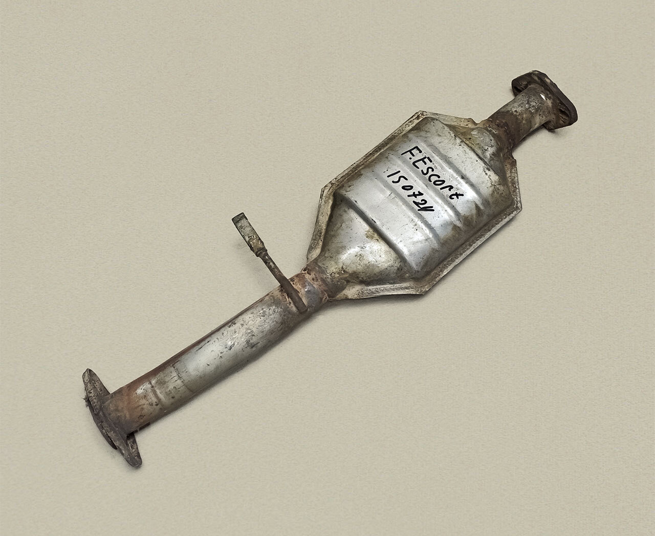 Катализатор (пустой) Ford Escort mk5 1.4