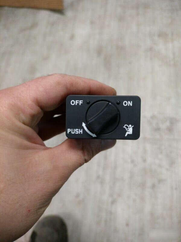 Кнопка Ssangyong Actyon CK D20DTF 2011 Б/У с пробегом