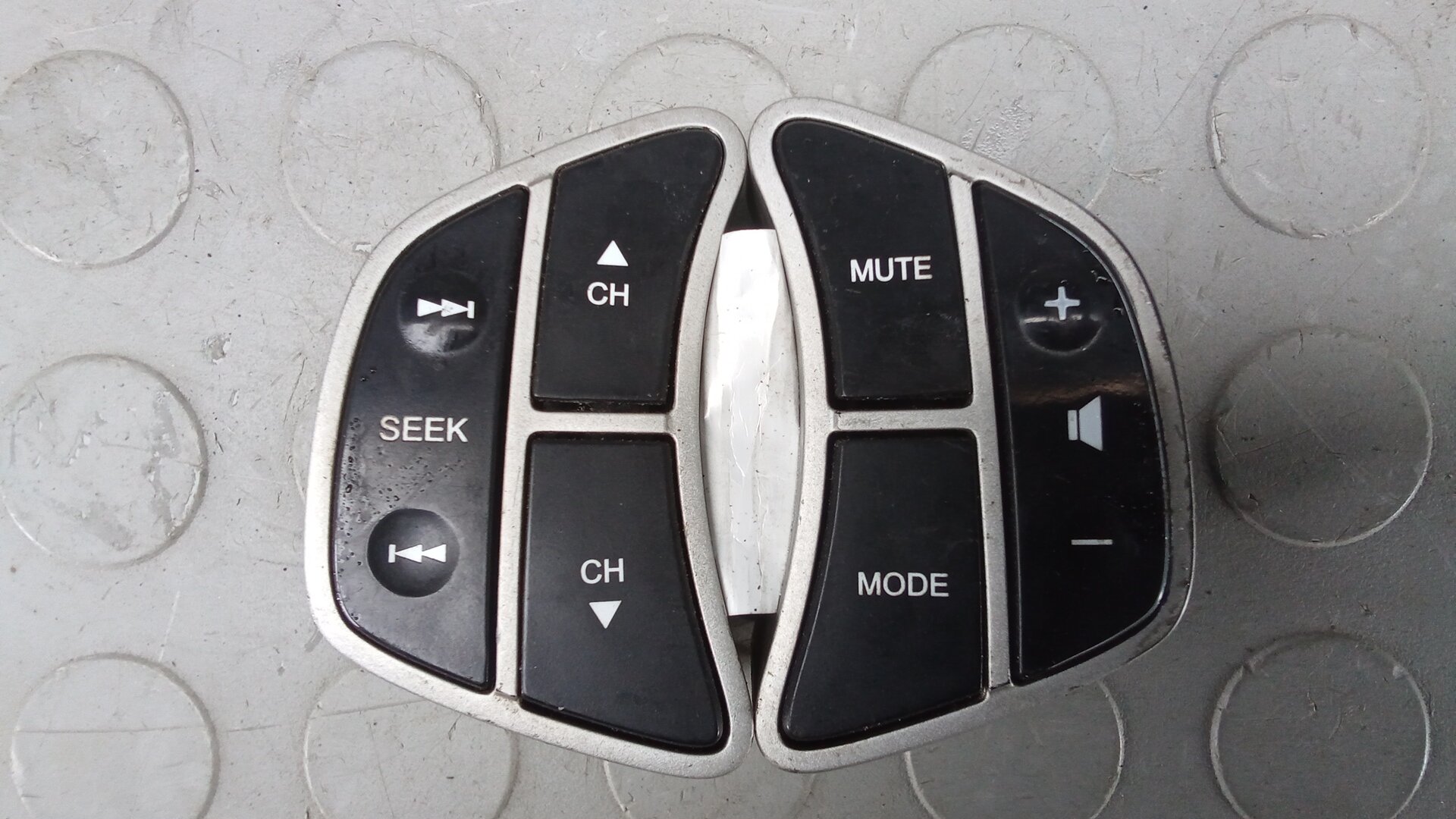 Кнопки руля KIA CEE'D 1, Номер 967101H1001S, 967101H2001S