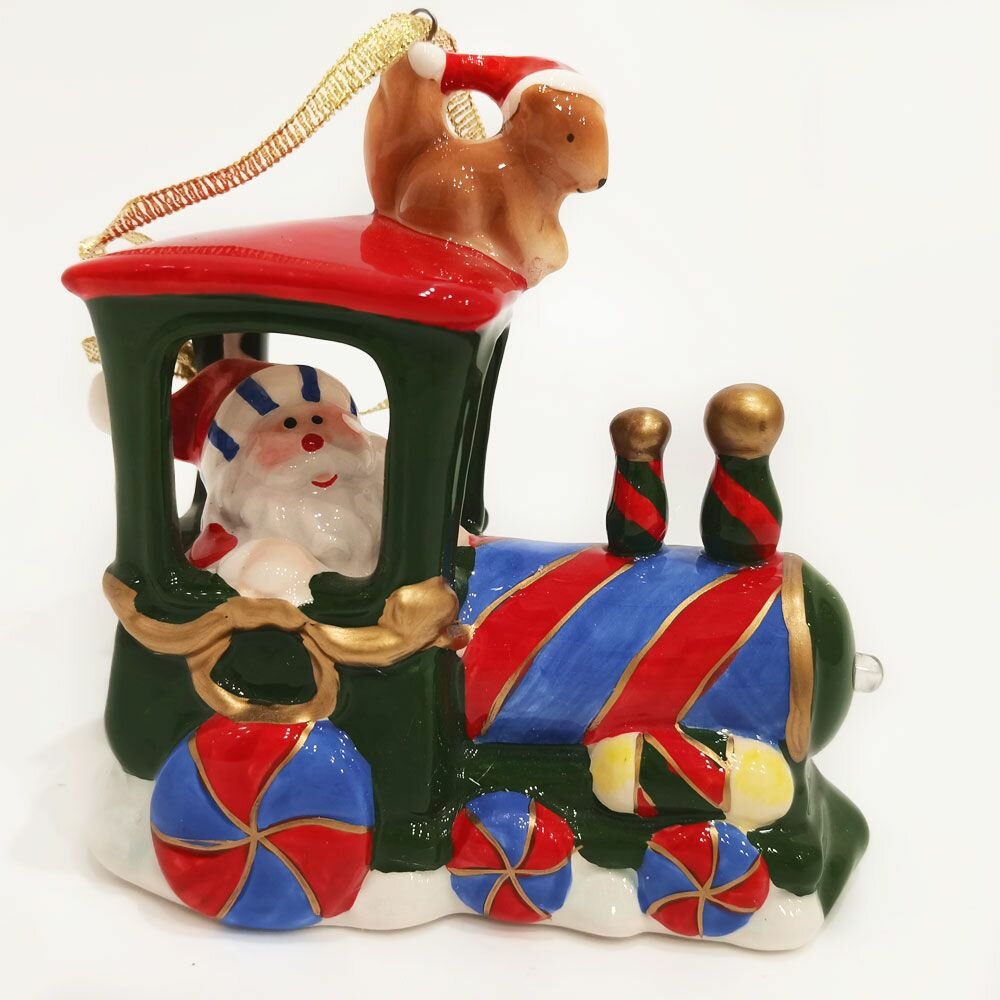 Елочное украшение Дед Мороз на паровозе. Музыкальное, с подсветкой. Фарфор. 10,5 см. Cosmos Gifts