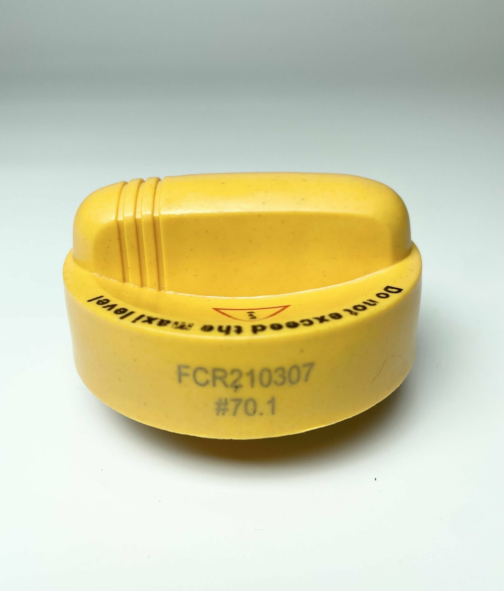 Крышка маслозаливной горловины Lada Largus 12-, Renault Logan, Sandero, Duster, арт. FCR210307