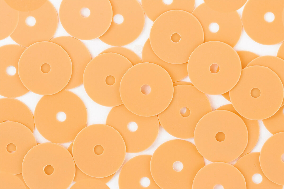 Пайетки Zlatka россыпью ZF-25 6 мм 5х10 г №010 т. бежевый