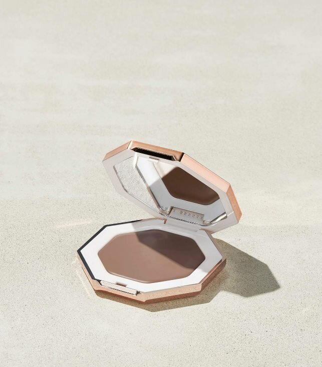 Кремовый бронзер Fenty Beauty Cheeks Out Freestyle 6,2г, AMBER