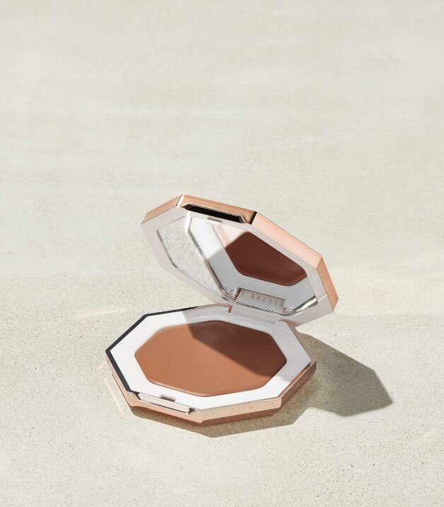 Кремовый бронзер Fenty Beauty Cheeks Out Freestyle 6,2г, MACCHIATO