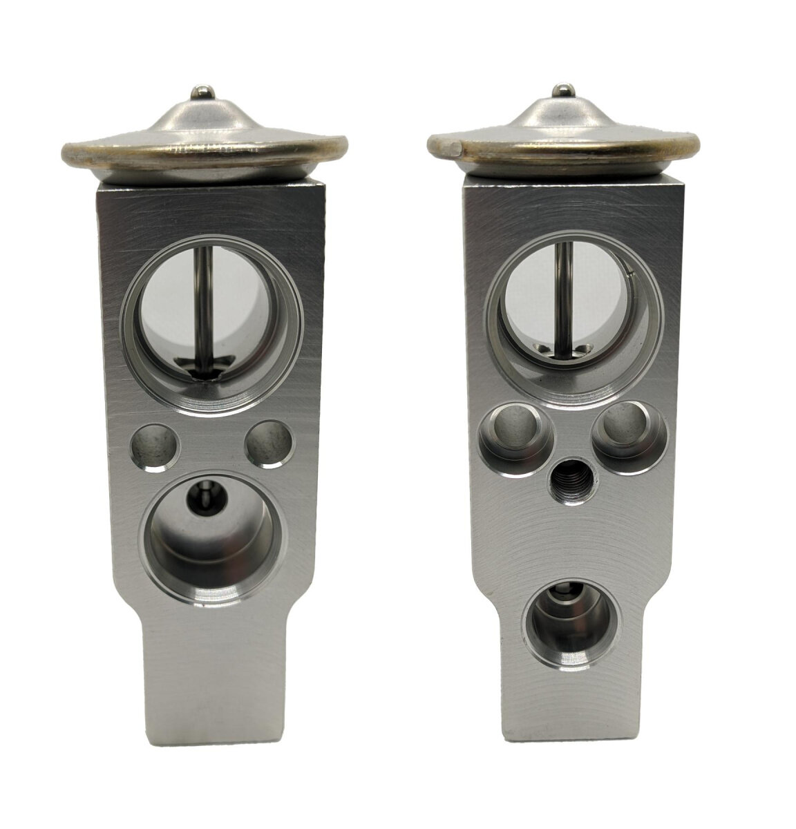 Расширительный клапан 8851550190 для Toyota Land Cruiser 200, Land Cruiser Prado 150, Rav4 XA40; Lexus GX400, GX460, LX450, LX460, LX570