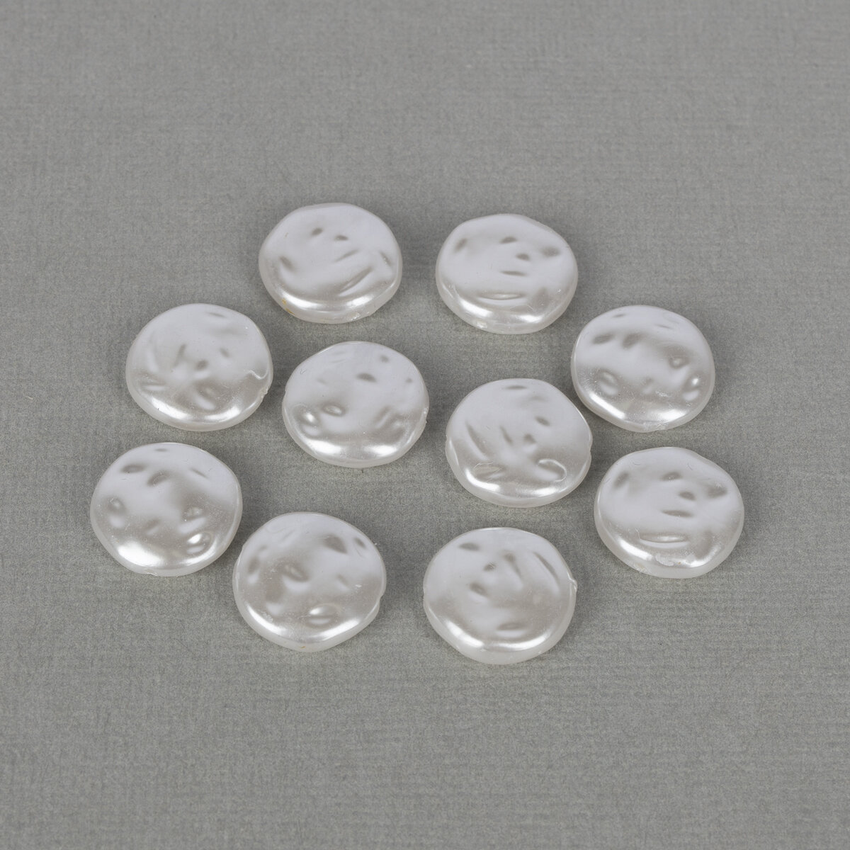 Zlatka бусина пластик WDB-09-SC71 16 мм, 10 шт, круглая, плоская, под искусственный жемчуг