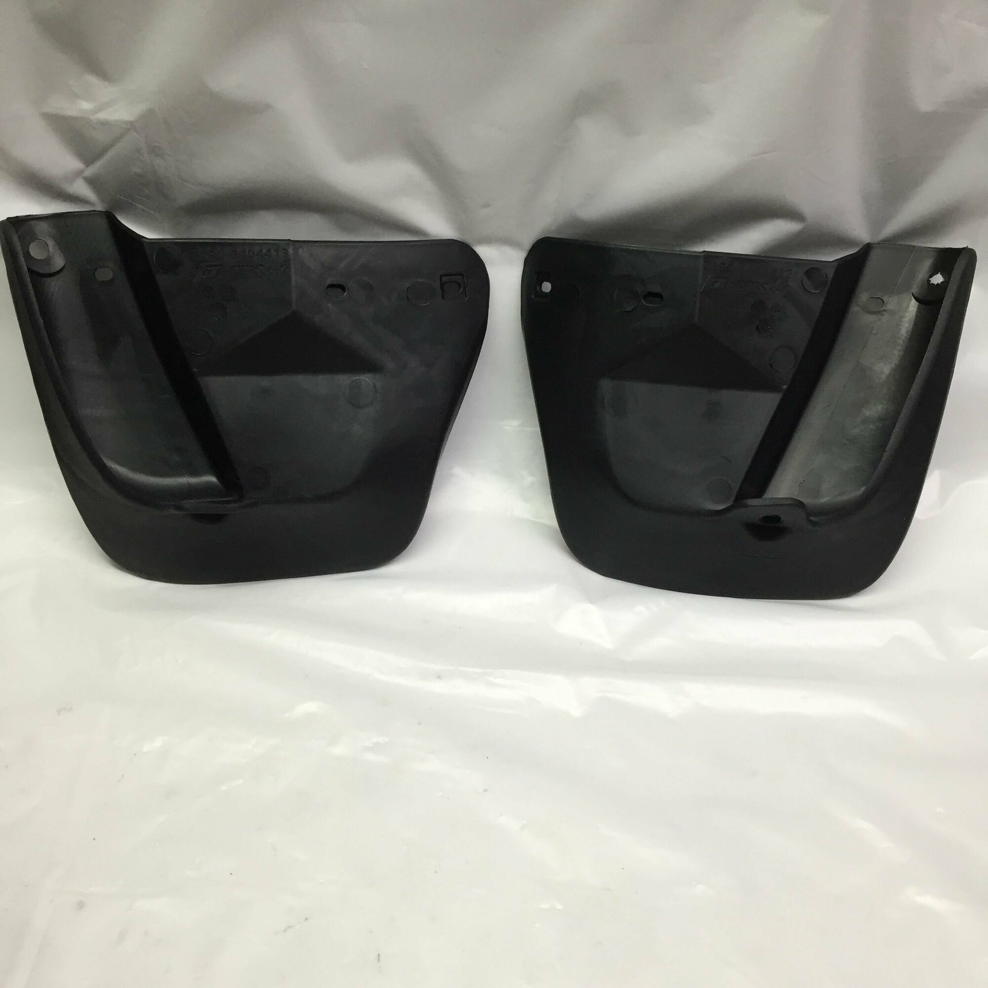 Комплект брызговиков задних колес LECAR LECAR010275107 Granta OEM 2190-8404412/13, 2 шт.