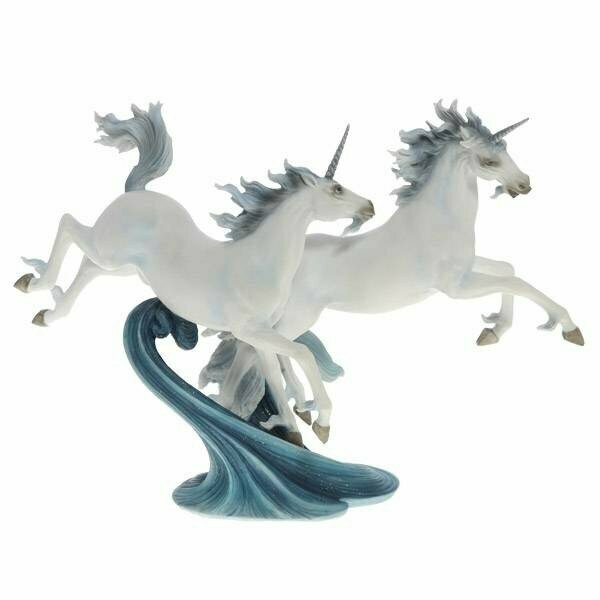 Статуэтка Veronese "Белоснежные единороги", выс.29см