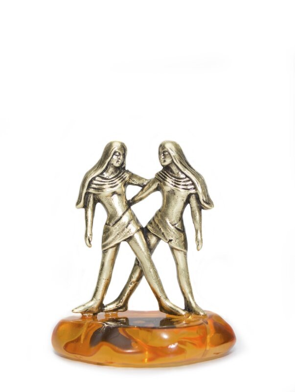Фигурка на янтаре знак зодиака Близнецы 4.7х2.8х5.2см LY-ZNZ-03