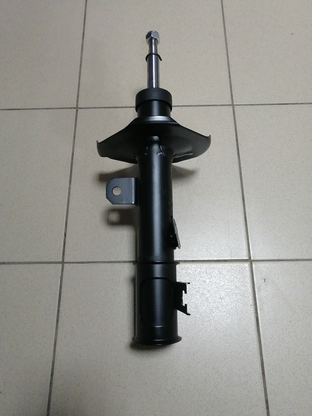 Амортизатор передний правый KRONER Geely Emgrand EC7 [1.8 16V CVT седан]