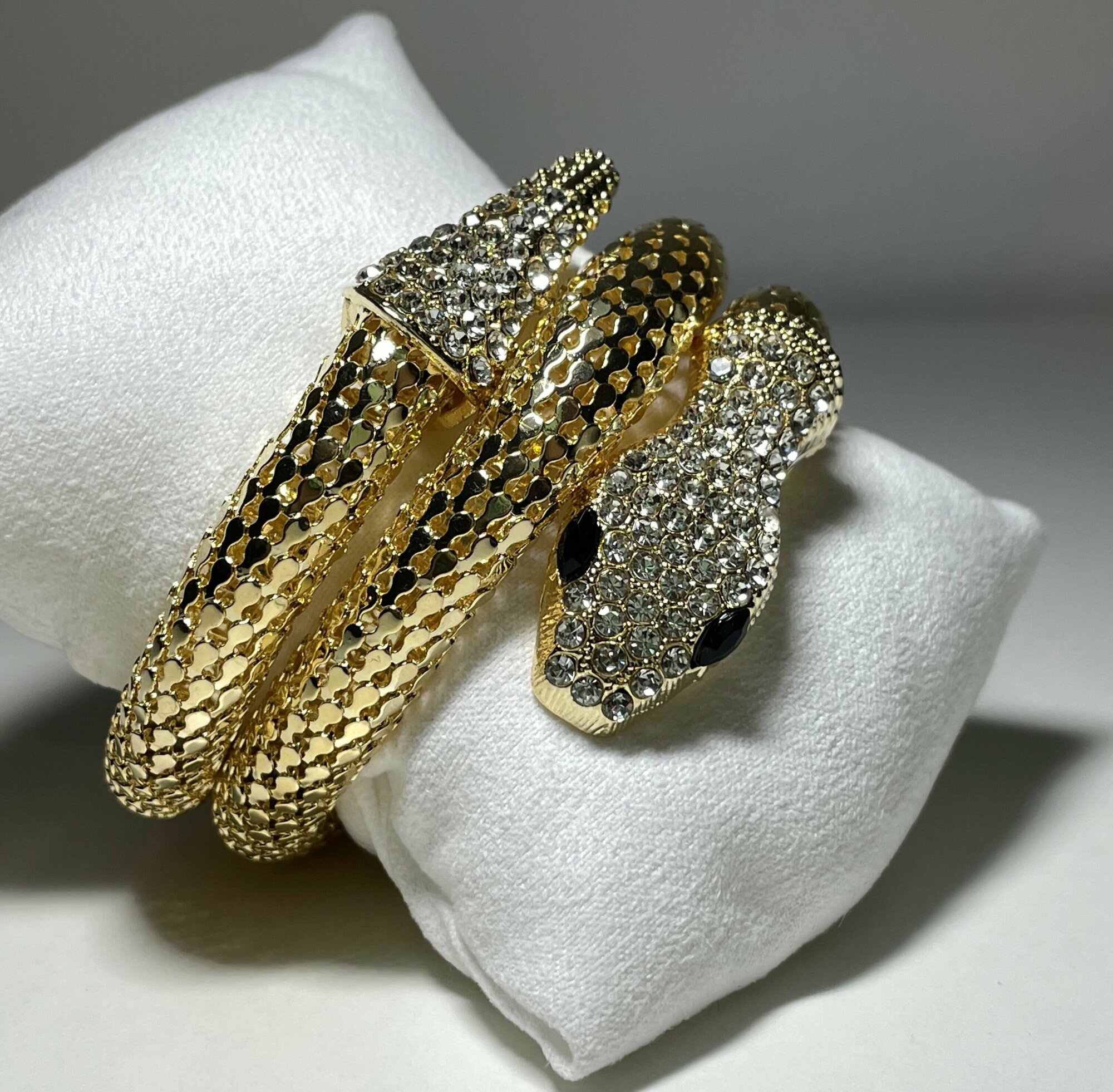 Браслет, стекло, искусственный камень