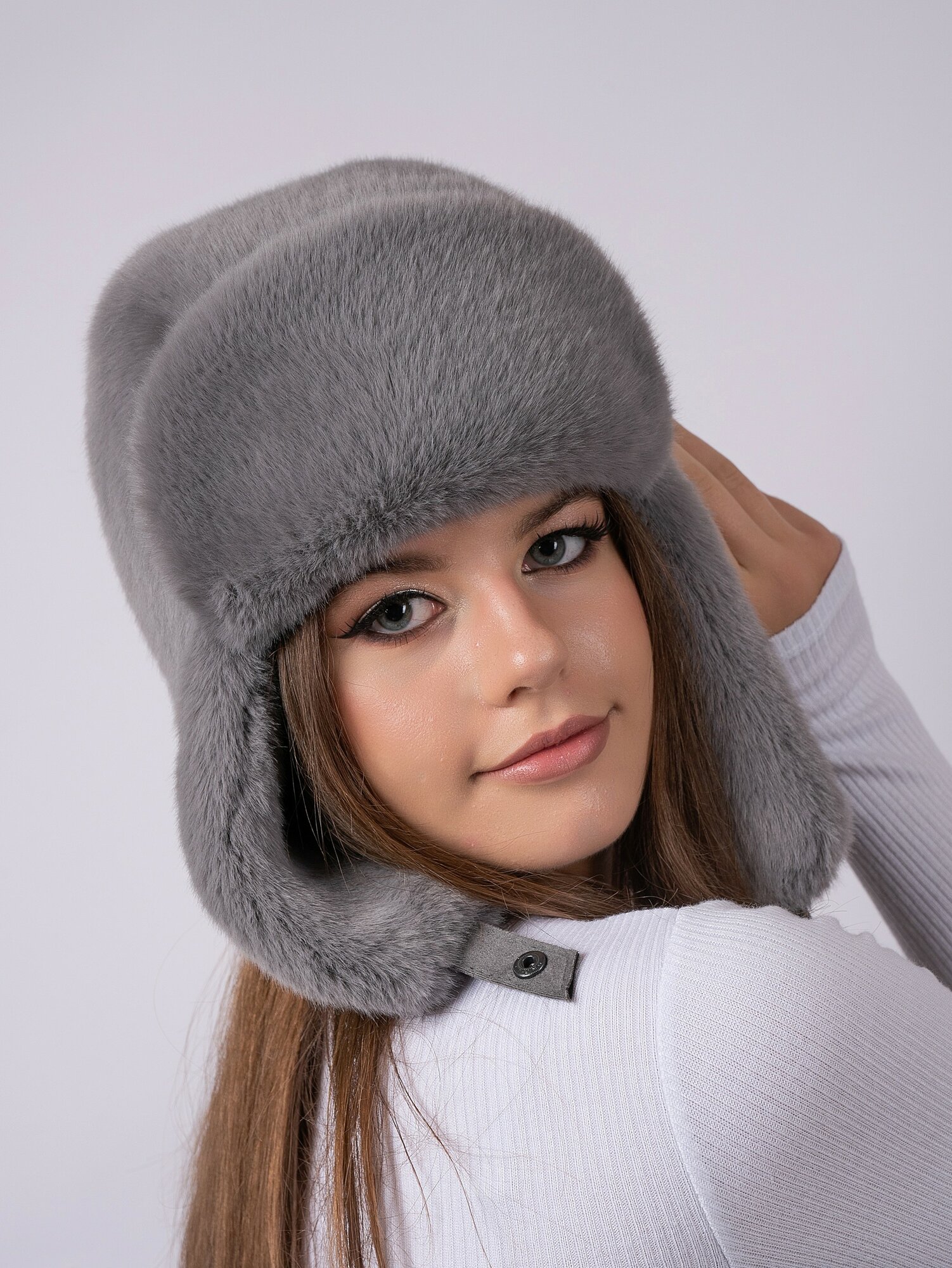 Шапка-ушанка для женщин