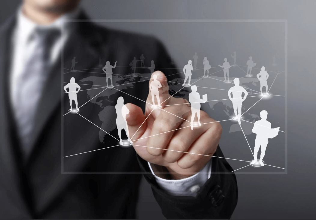 Управление человеческими ресурсами | с обратной связью от экспертов