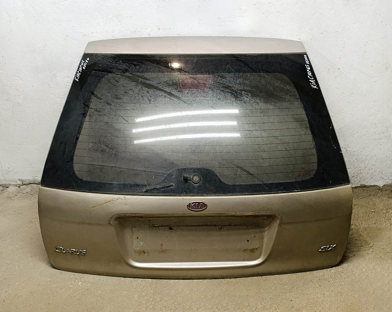 Крышка багажника Kia Clarus универсал