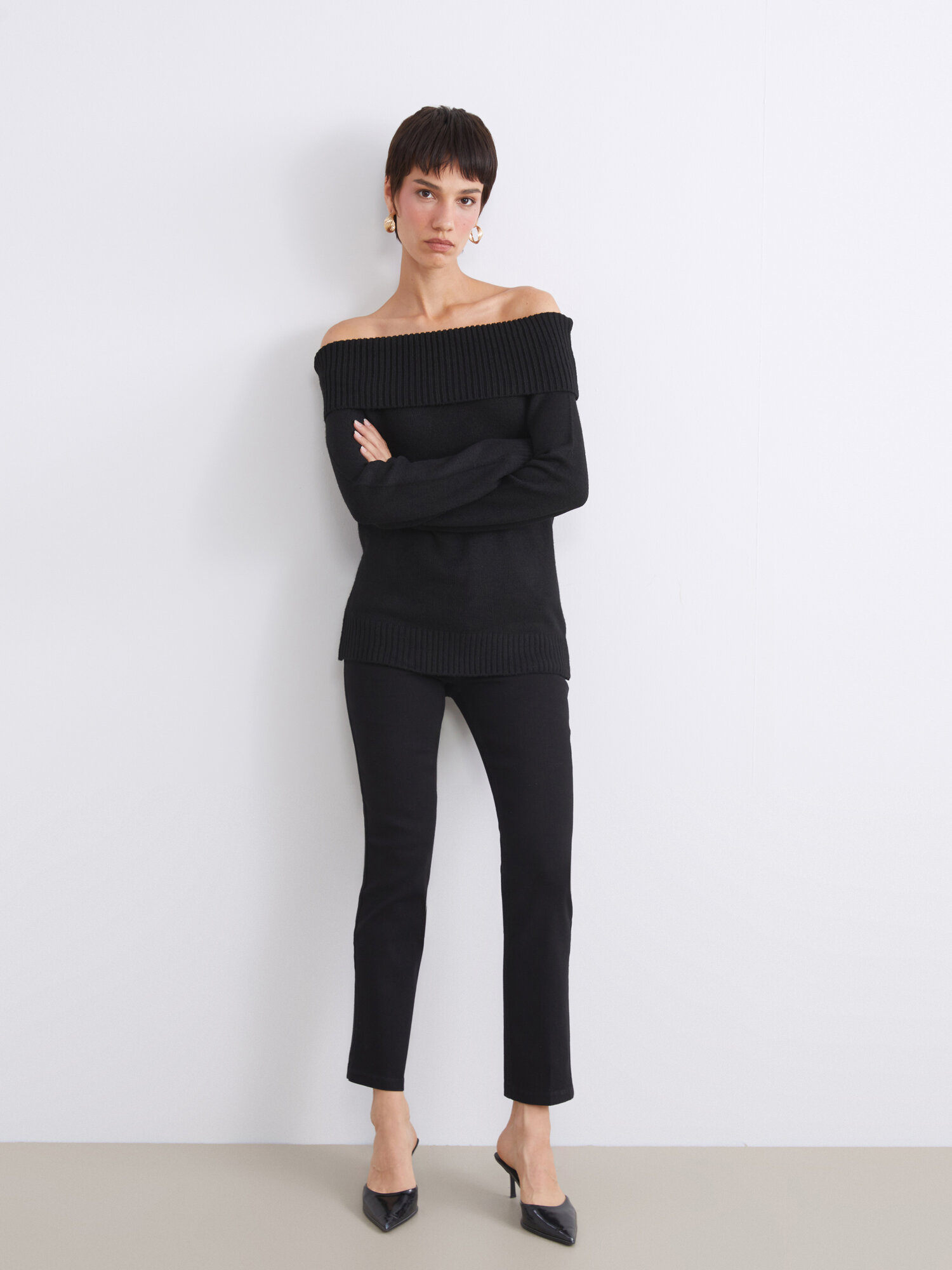 Джинсы клеш 