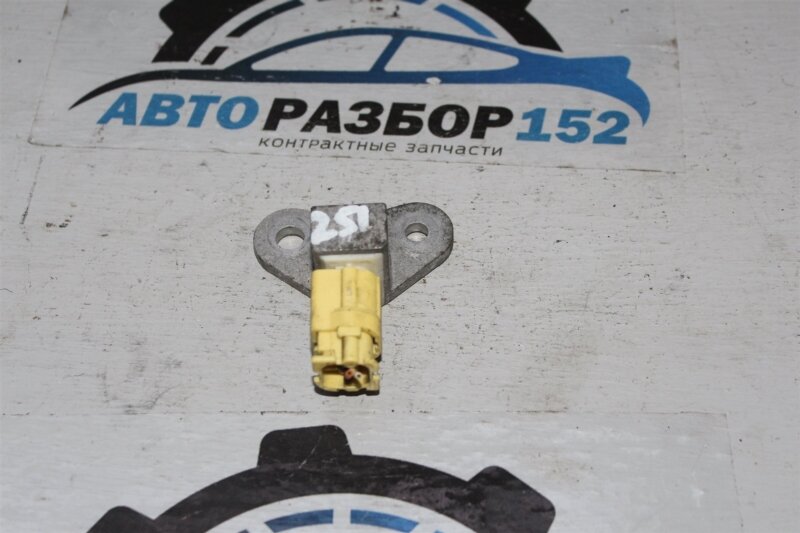 Датчик удара Nissan Murano Z51 VQ35DE