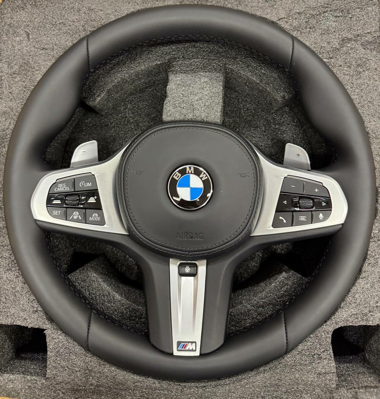Руль BMW M G BDC3 ACC PRO G30 G20 G01 G03 G05 ACC подогрев вибро черная строчка