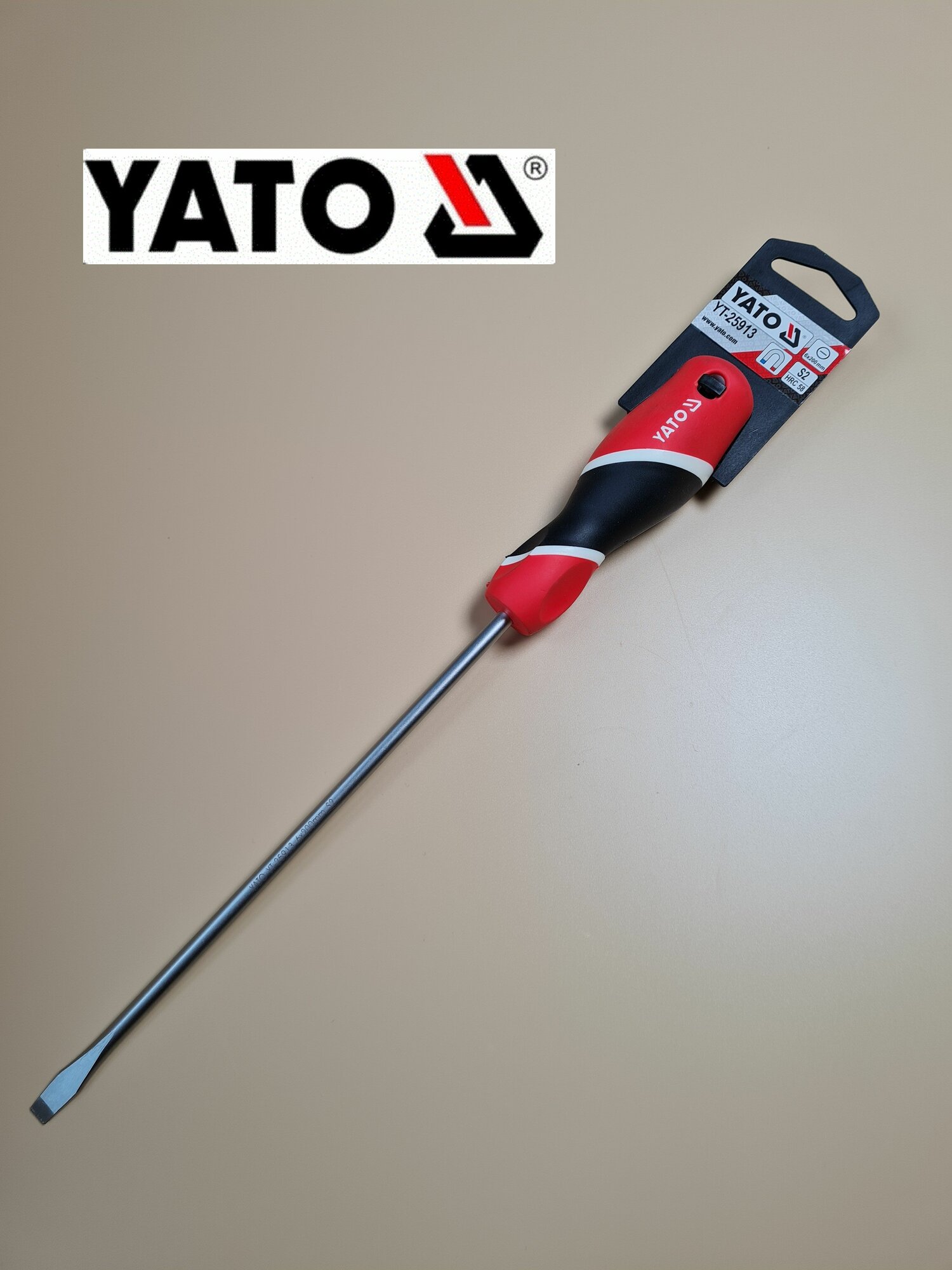 Плоская отвертка Yato 6x200 мм арт. YT-25913