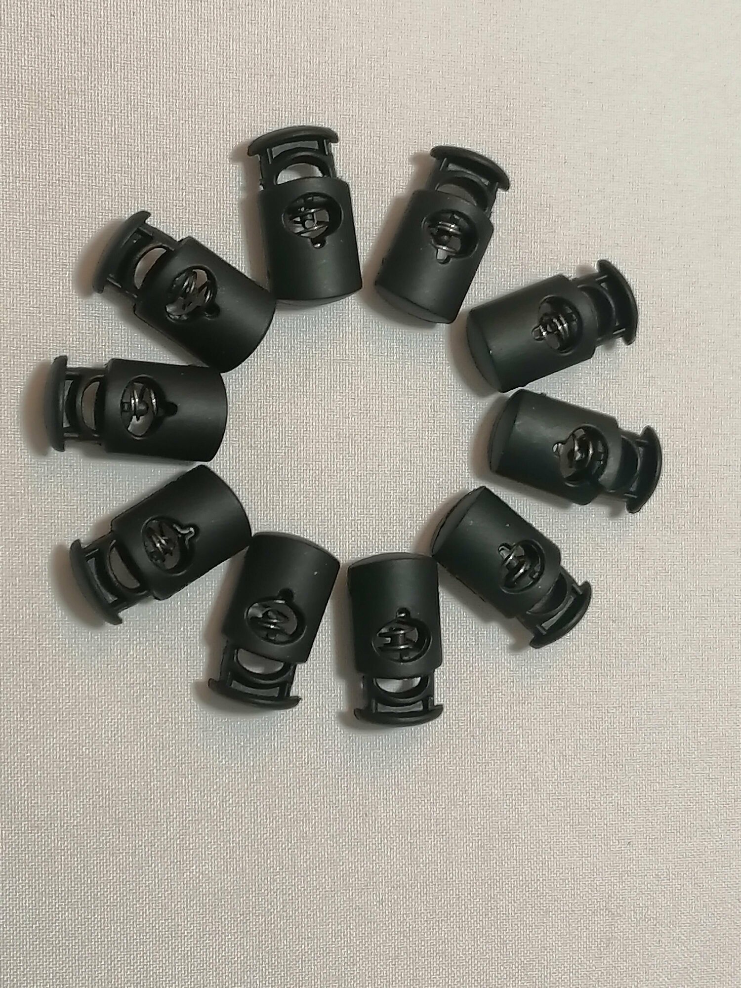 Универсальный пластиковый фиксатор, овальной формы, для шнуров 5 мм, цвет черный, (упаковка 10 шт)