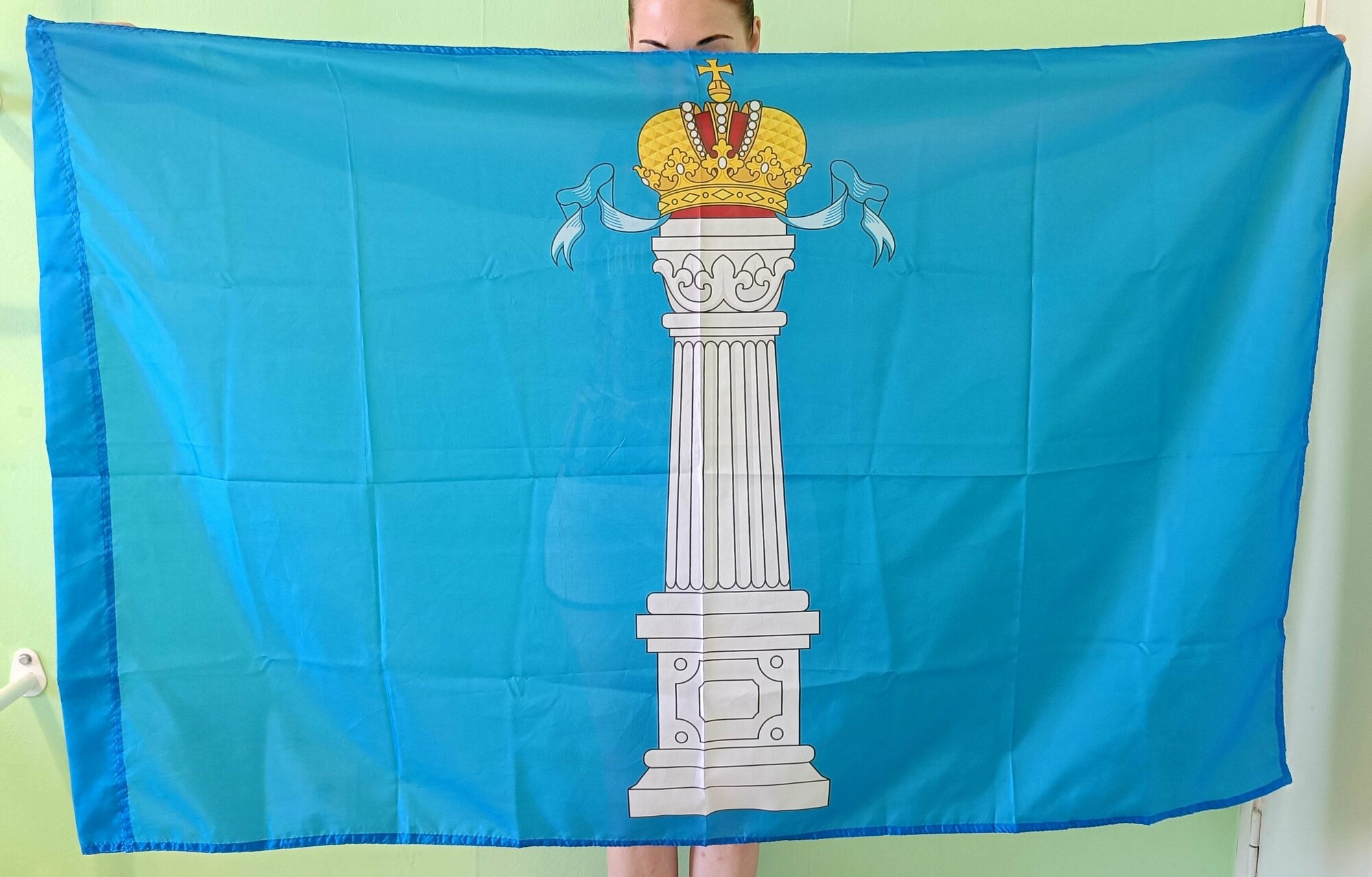 Флаг Ульяновской области (90x135 см, полиэфирный шелк, сублимационная печать, прошит по периметру, карман слева)