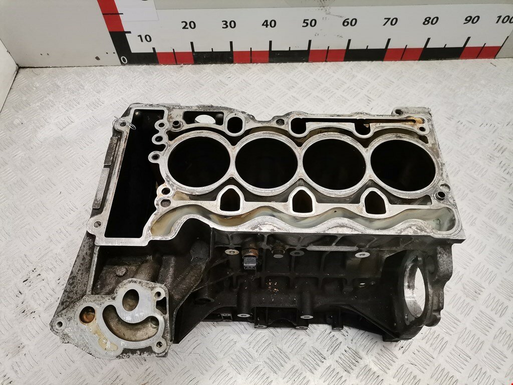 Блок двигателя (блок цилиндров) BMW 1-Series (E81/E82/E87/E88) 11110429715 арт. 979332