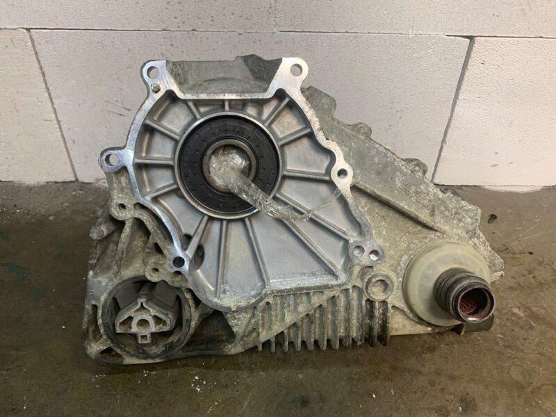 Раздаточная коробка BMW X6 30d E71 Е71 27 10 7 599 886