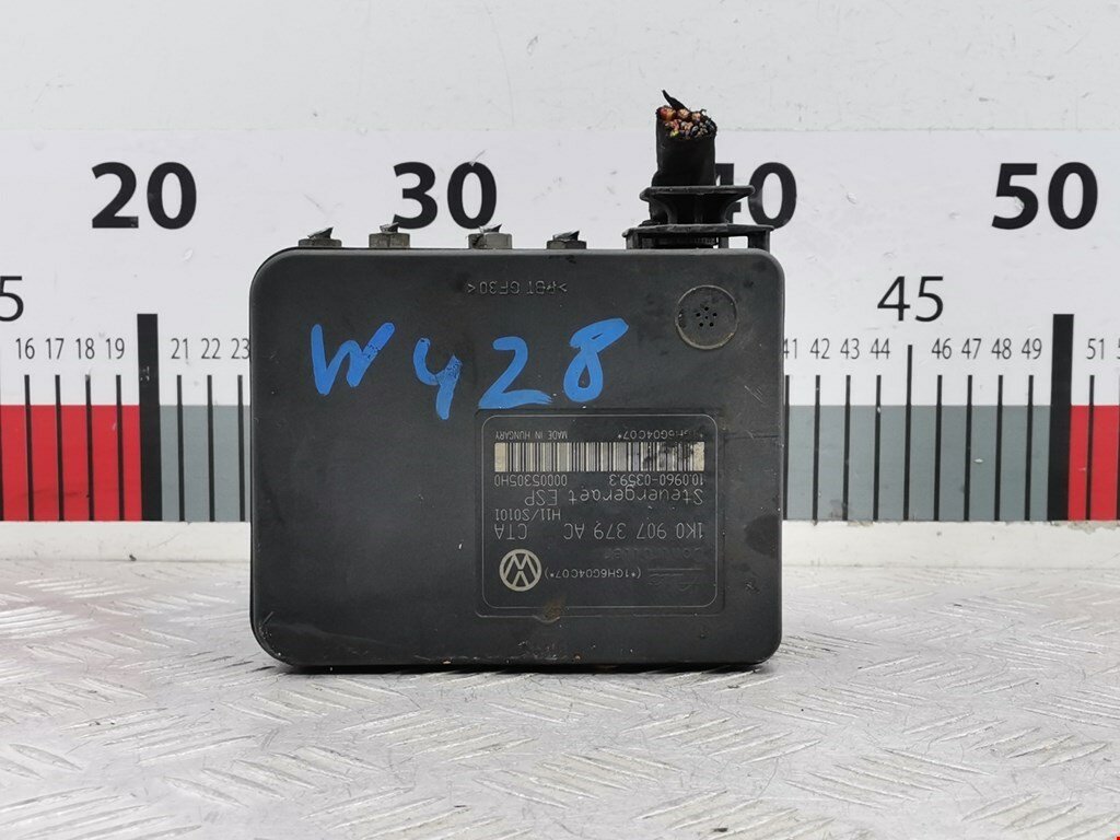 Блок ABS Volkswagen Golf 5 1K0907379AC арт. 1961480