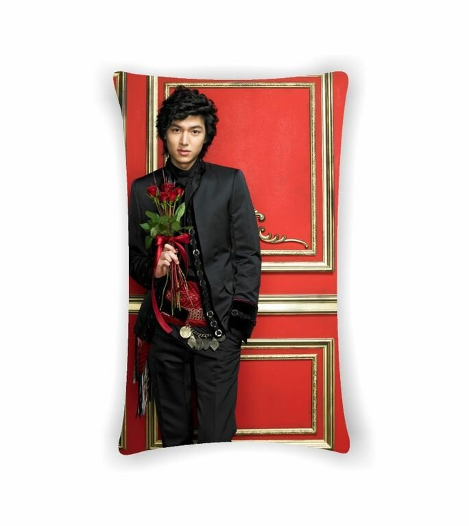 Подушка Мальчики краше цветов, Boys Over Flowers №3