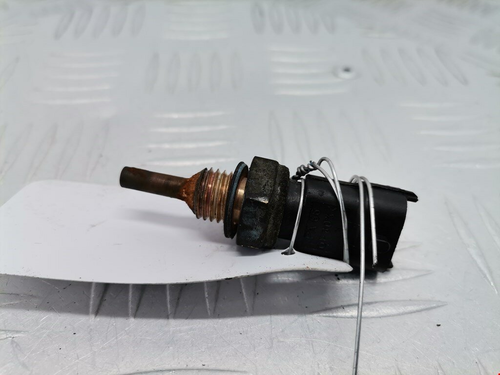 Датчик температуры охлаждающей жидкости Opel Zafira B 93174208 арт. 2038308