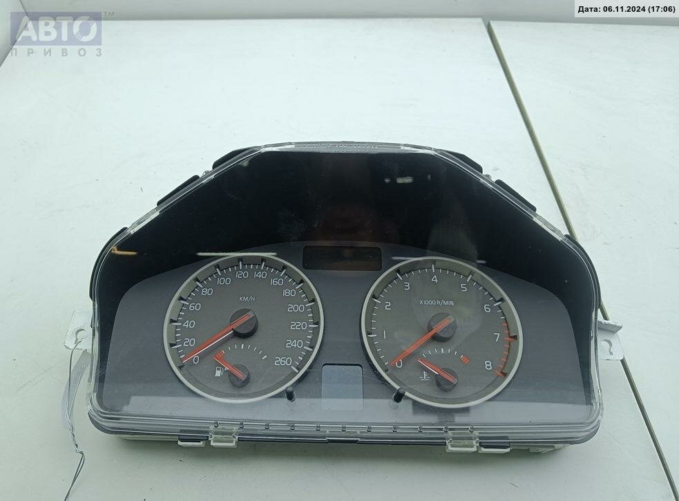 Щиток приборный (панель приборов) Volvo S40 / V50 (2004-2013)