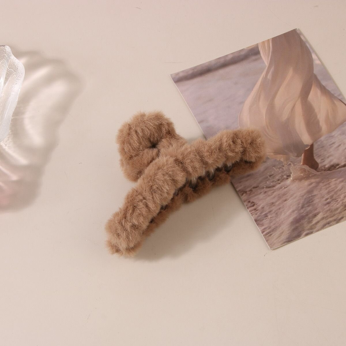 Пушистые заколки-крабики, 3 штуки