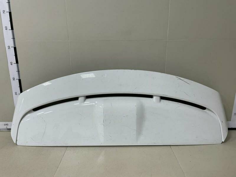 Спойлер дефлектор крышки багажника Land Rover Range Rover Sport 2013 кат.номер: LR117247