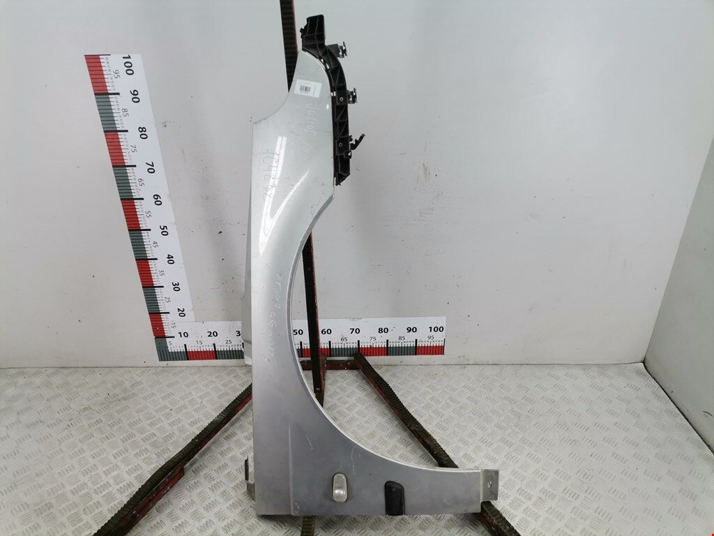 Крыло переднее правое Saab 9-5 (2) 93187257 арт. 2216100