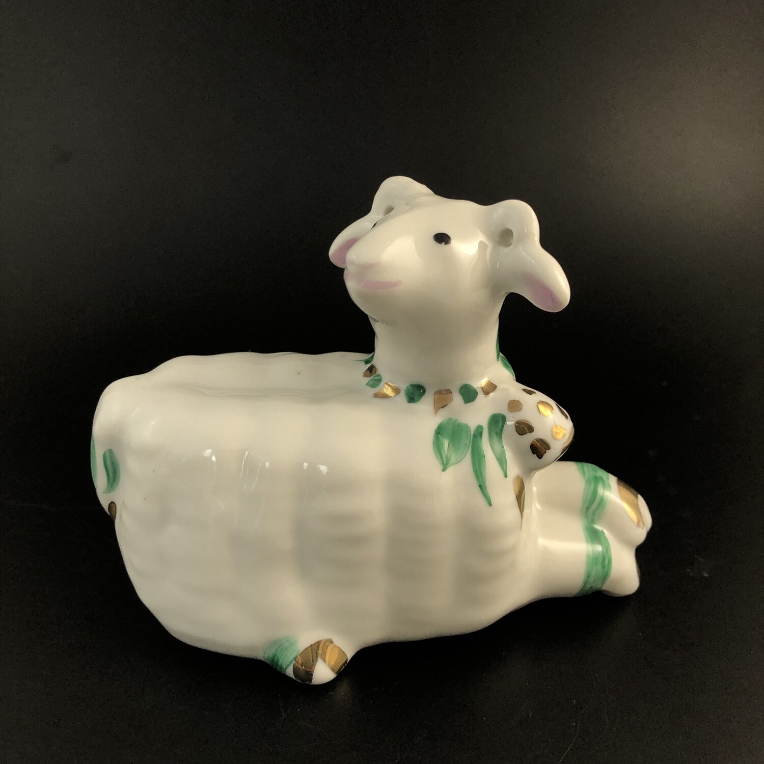 Статуэтка «Коза», Дулёво, фарфор, Россия, 1991 год