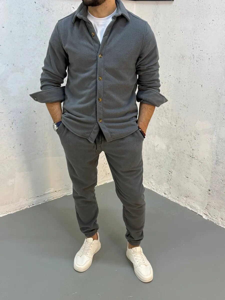 Костюм спортивный осень - зима 2024