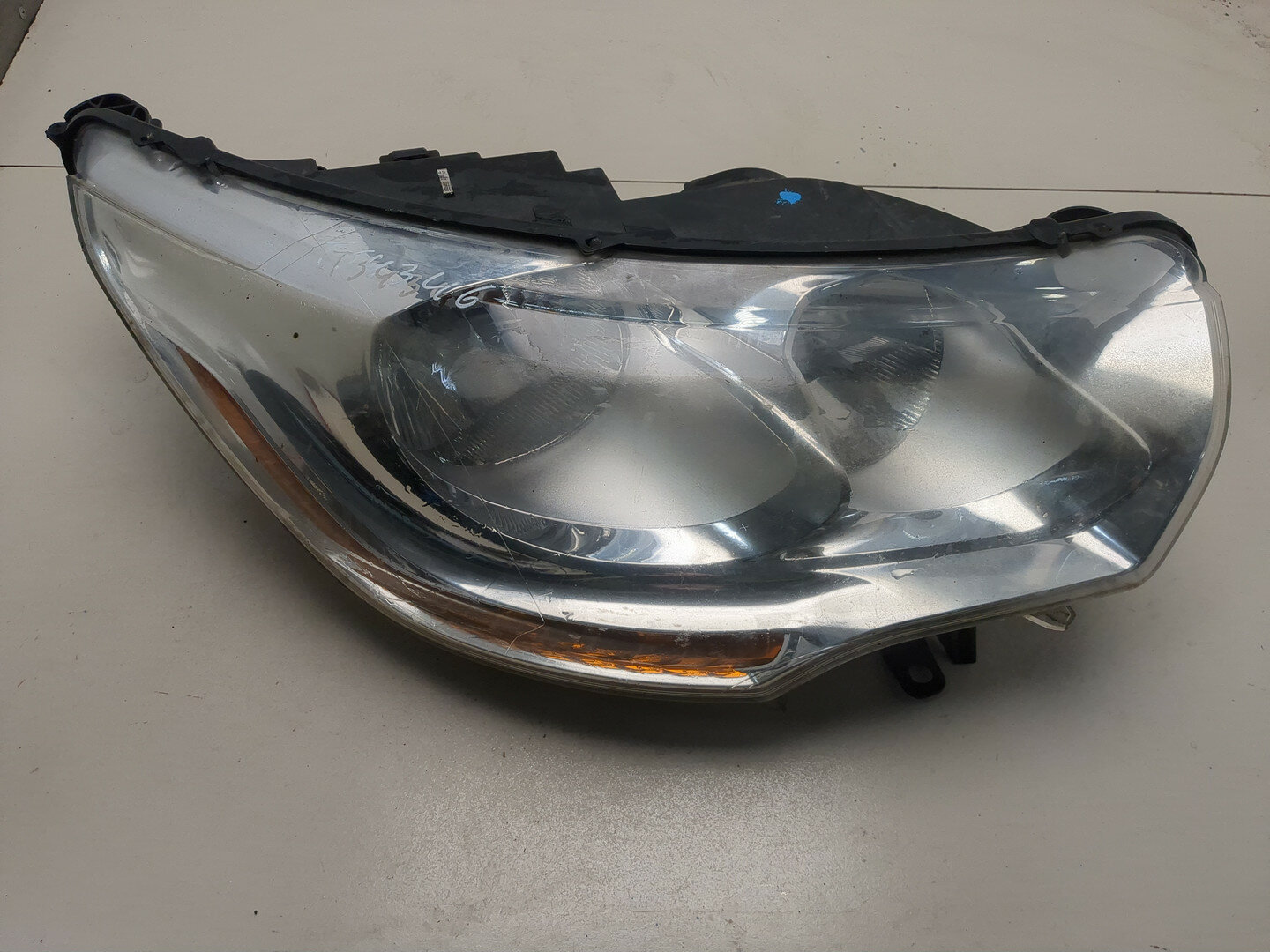 Фара (передняя) правая Citroen C4 Б/У