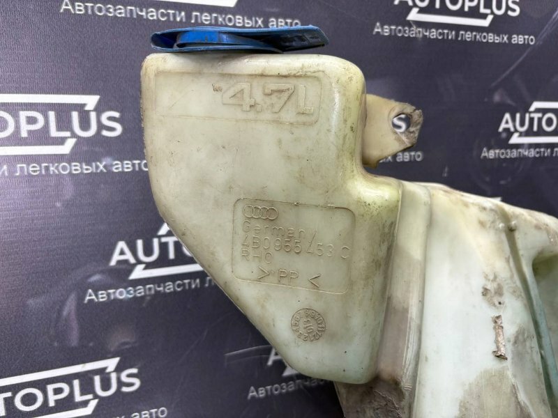 Бачок омывателя Audi A6 (2.4 APS) Б/У с пробегом Арт. 17724 — фото 1