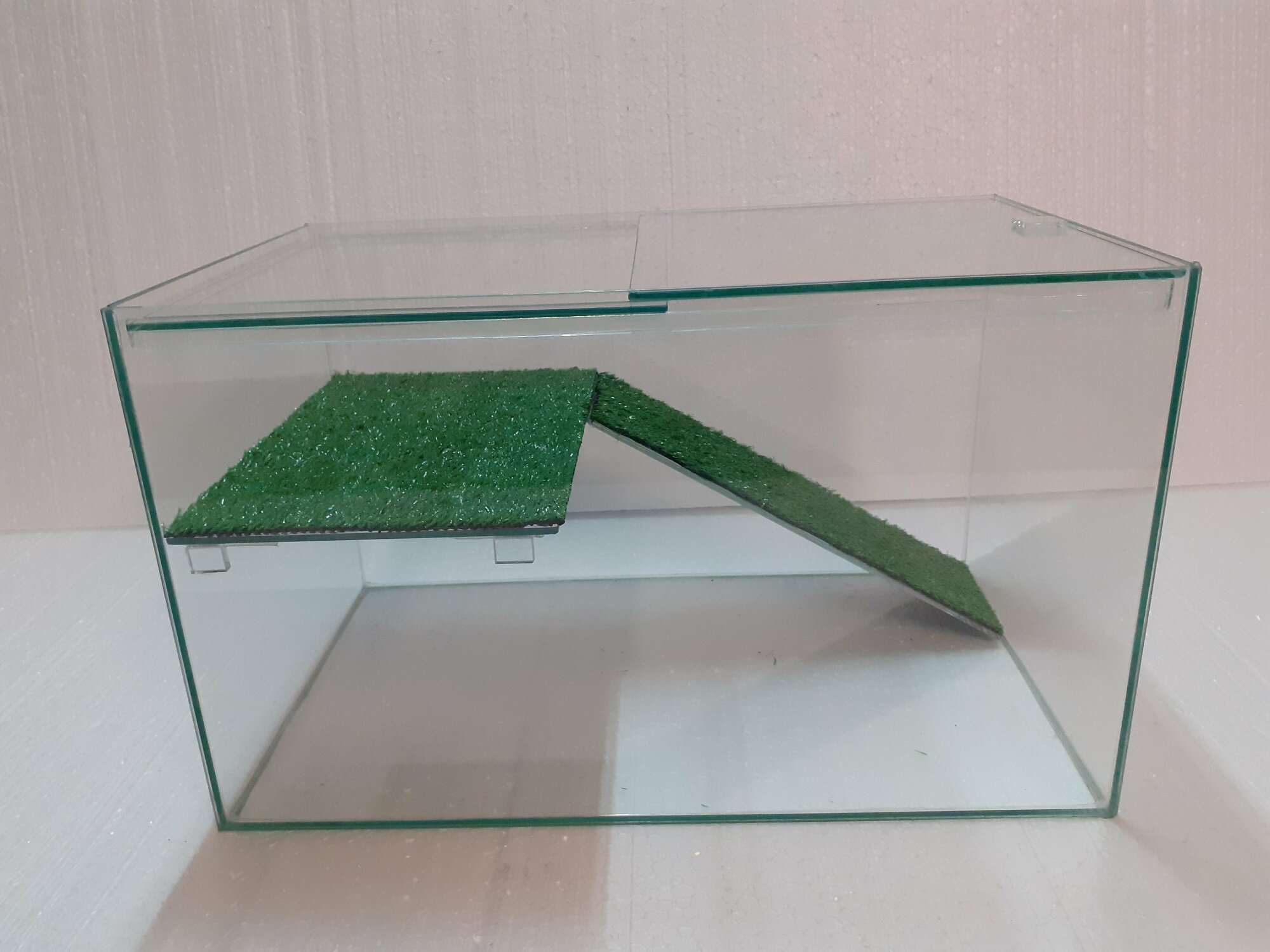 Акватеррариум 45 литров для водных черепашек Д50*В30*Ш30