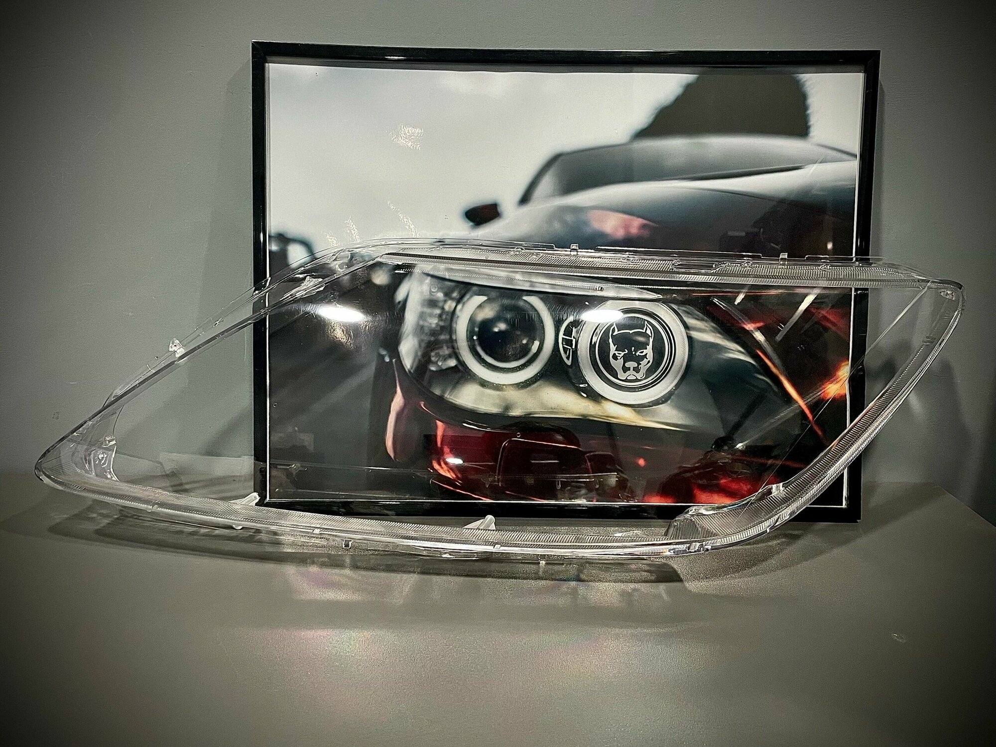 Стекло фары Mazda CX7 2006 - 2012 (левое)