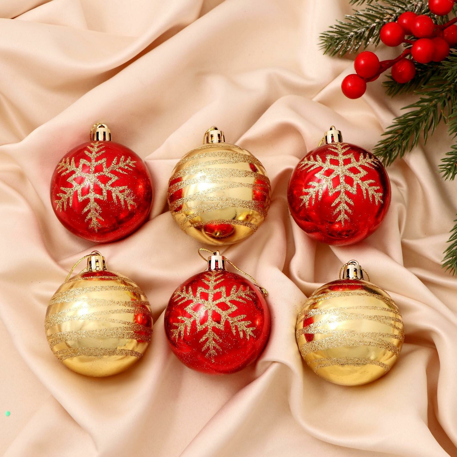 Набор шаров пластик d-6 см, 6 шт "Снежная феерия ассорти" золотисто-красный, 6536827