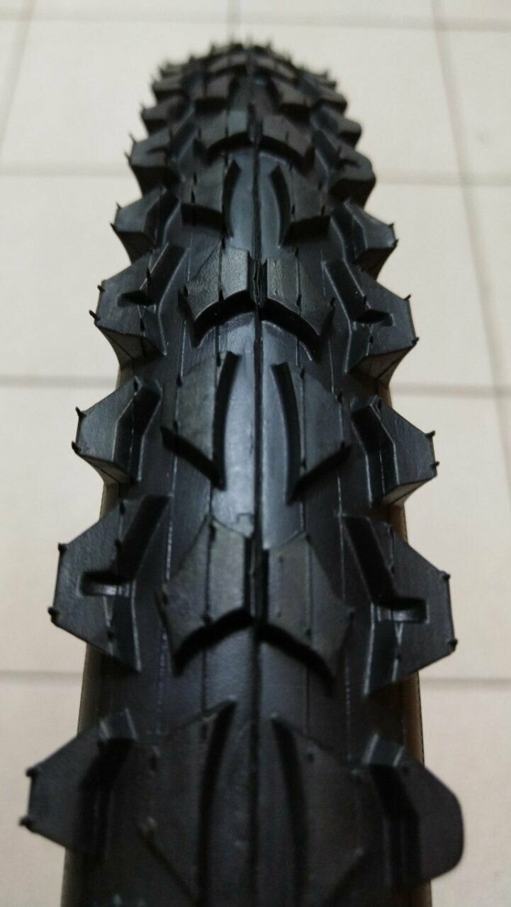 Велопокрышка 24"х2,125 черная P1001, "Wanda" Compass