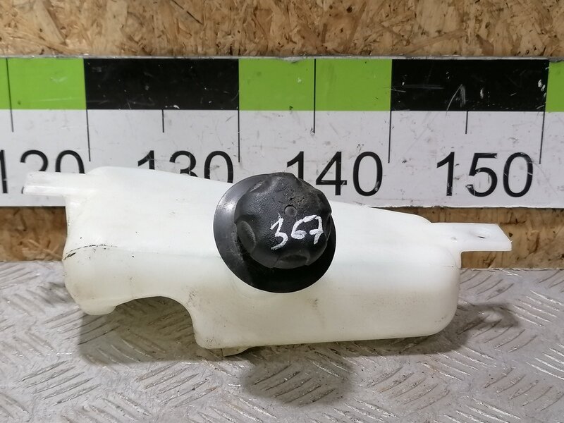 Бачок омывателя лобового стекла VAZ NIVA 21236314014